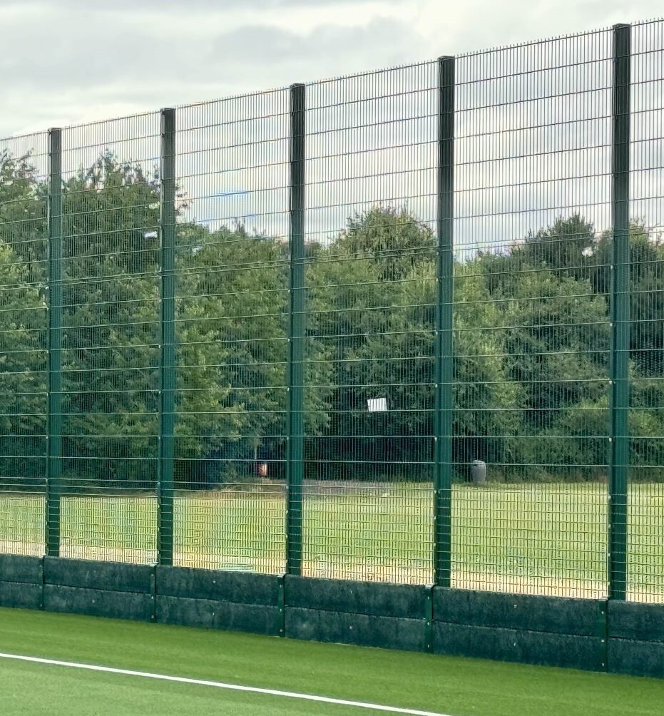 Fastmesh All Weather Football Pitch Fencing & Spectator Rail | Fastline ...