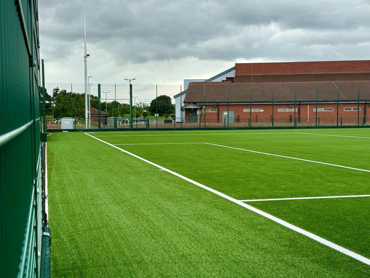 Fastmesh All Weather Football Pitch Fencing & Spectator Rail | Fastline ...