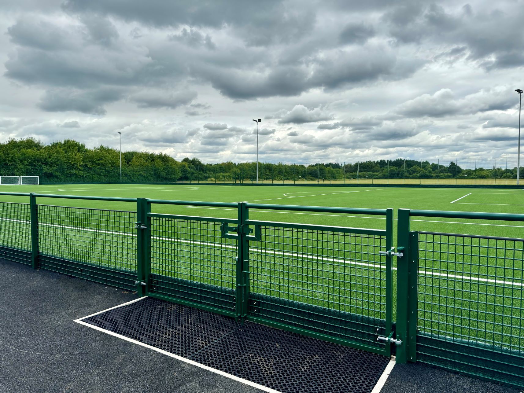Fastmesh All Weather Football Pitch Fencing & Spectator Rail | Fastline ...